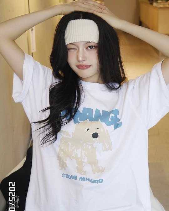 [Influencer pick] STRANGE PUPPY TEE[WHITE] | ファッション通販サイト NUGU